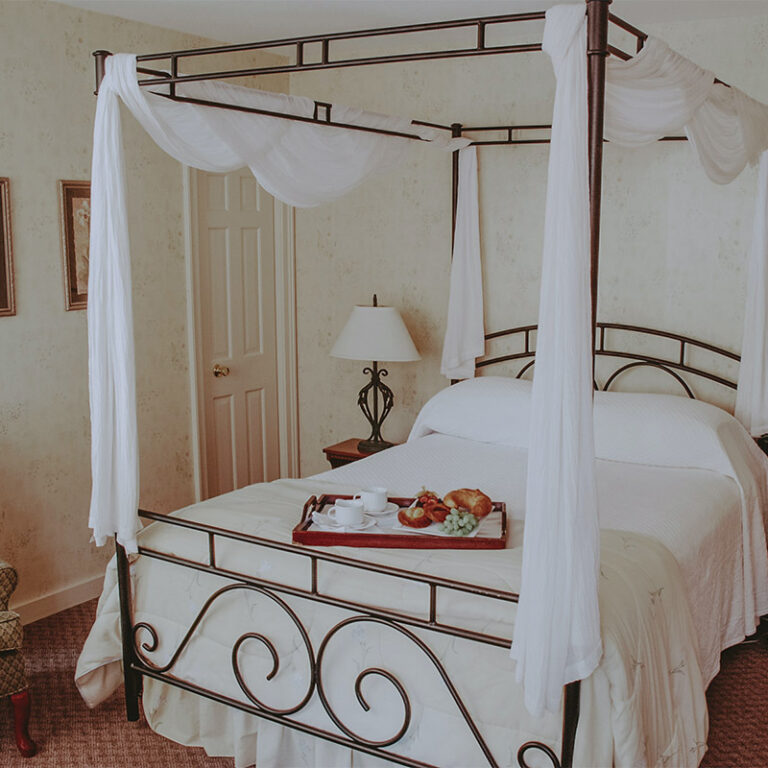 Moffat Inn in Niagara on the Lake | Retreat to classic country charm