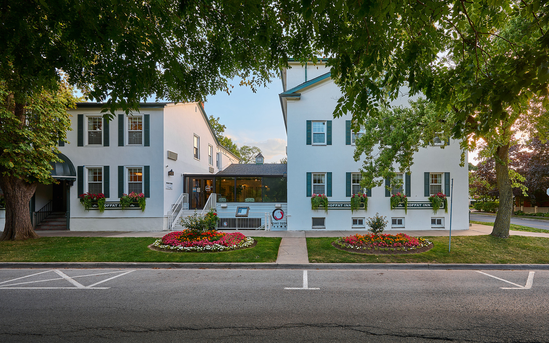 Moffat Inn in Niagara-on-the-Lake | Classic Country Charm
